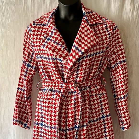 Milan Kiss | Jackets & Coats | Milan Kiss Tie Waist Coat Size Med ...